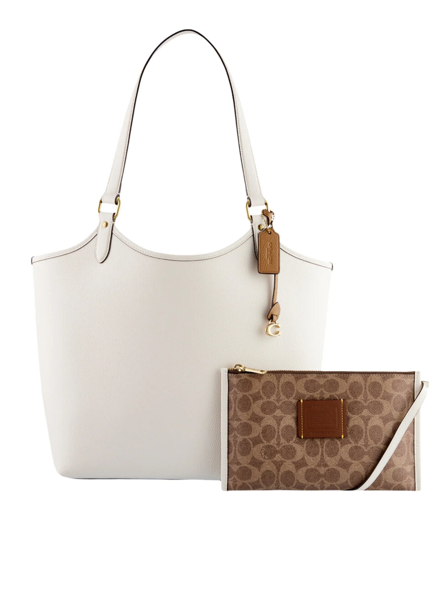 Coach Day Tote in Polished Pebbled Leather Chalk – Balilene