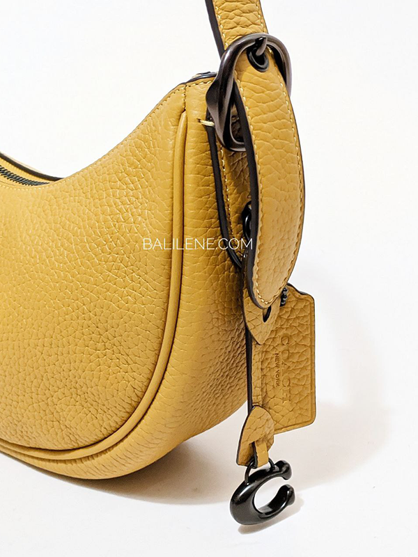 Coach Luna Shoulder Bag Flax – Balilene