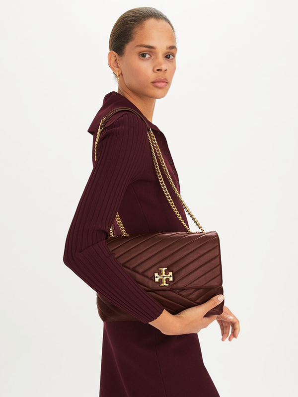 Tory Burch Kira Chevron Convertible Shoulder Bag Tempranillo – Balilene